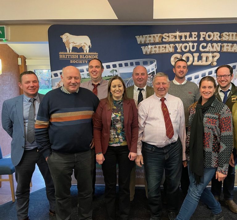 Society Officials – HOME | british-blondes